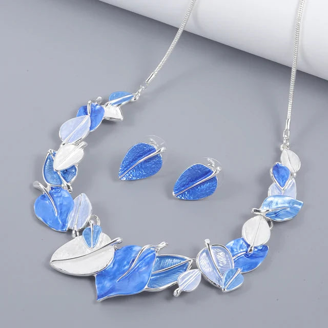 Miss Bold Jewellery – Retail Therapy